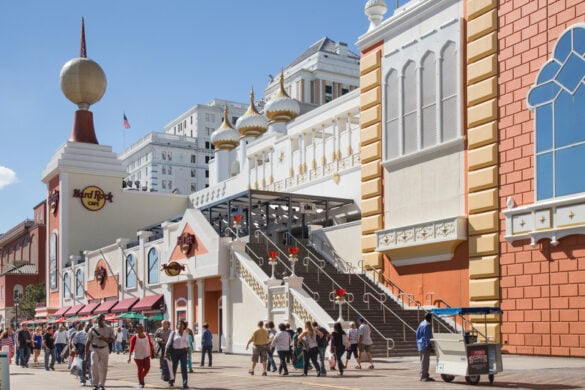 Atlantic City casinos post mixed financial results as revenue edges up ...