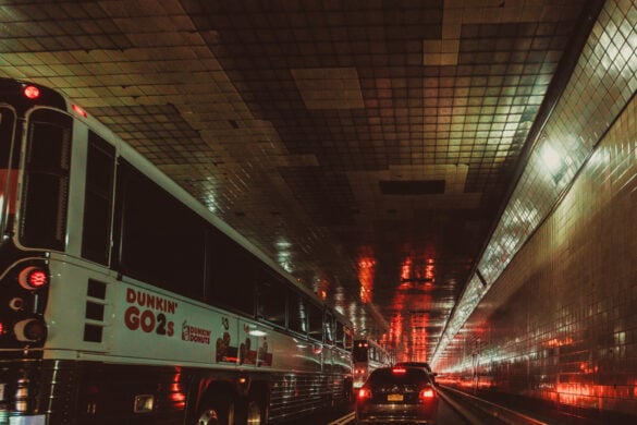 Traffic Alert: Disabled Bus Blocks All Lanes in Lincoln Tunnel