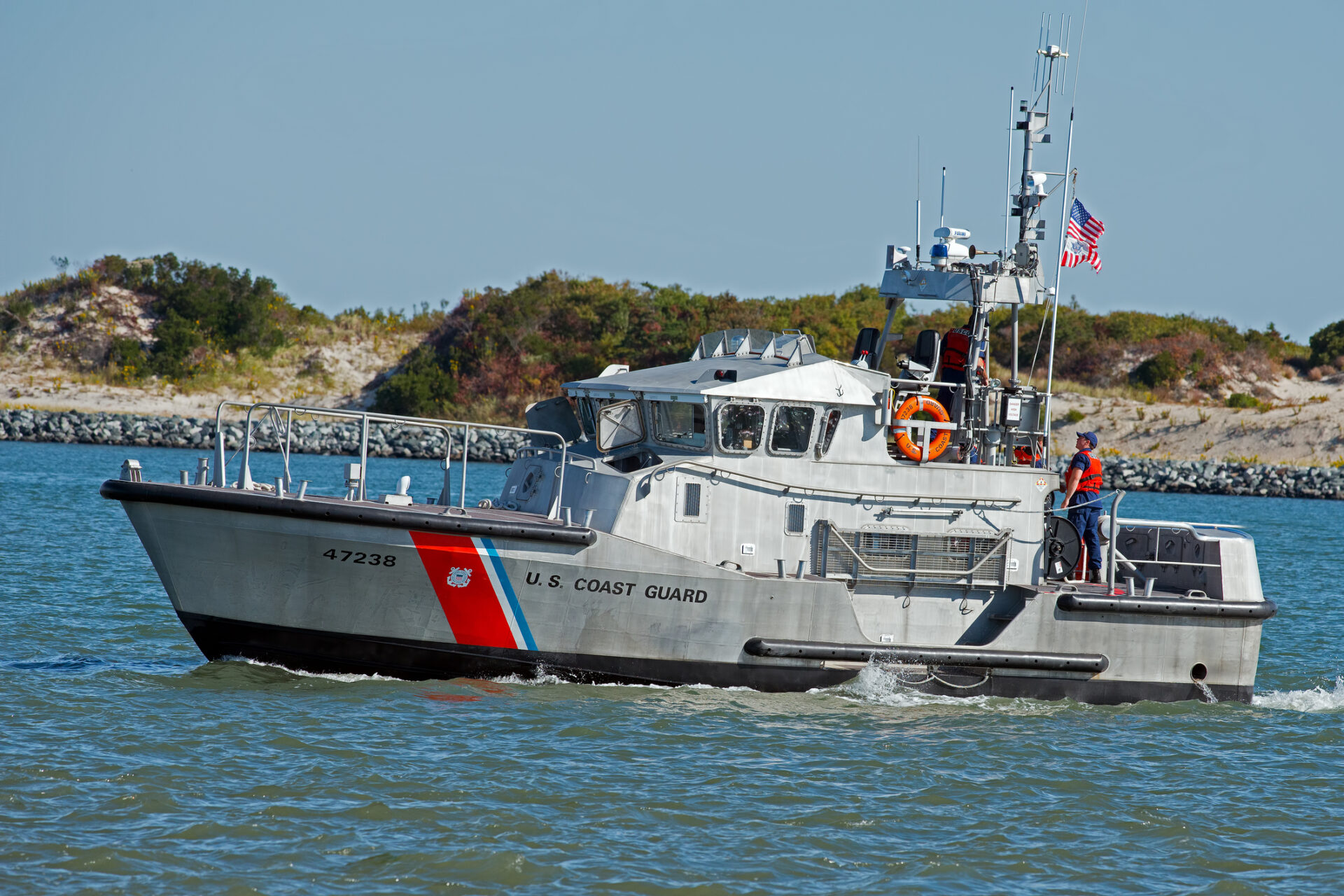 Coast Guard recovers one body in search for missing crew of fishing ...