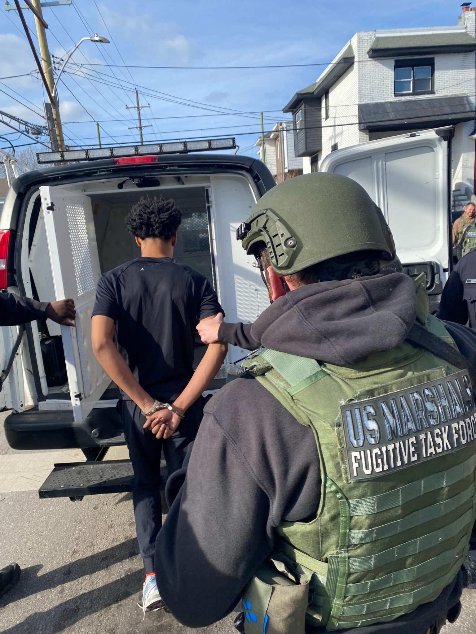 Fugitive New Jersey gang member wanted for attempted murder busted in ...