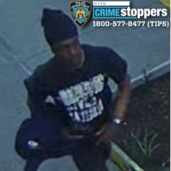 NYPD Seeks Suspect After Man Slashed in Face With Knife in Bronx Attack