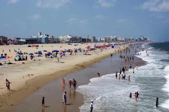 Ocean City Reminds Visitors Beach Closes Overnight Under Town Ordinance